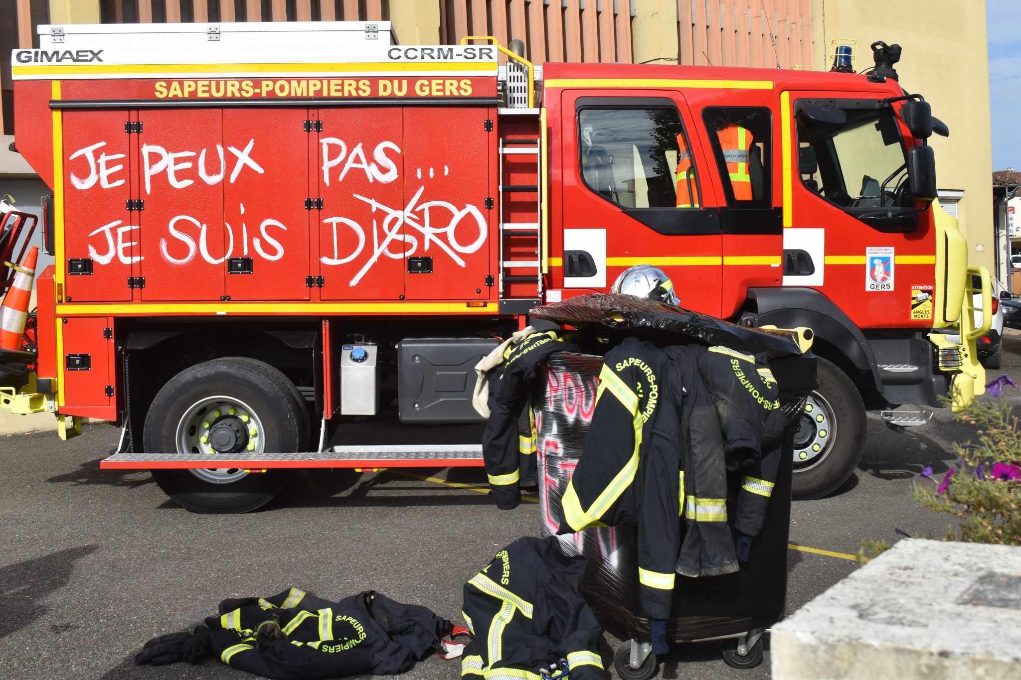 Les sapeurs-pompiers volontaires en colère – Syndicat national des ...